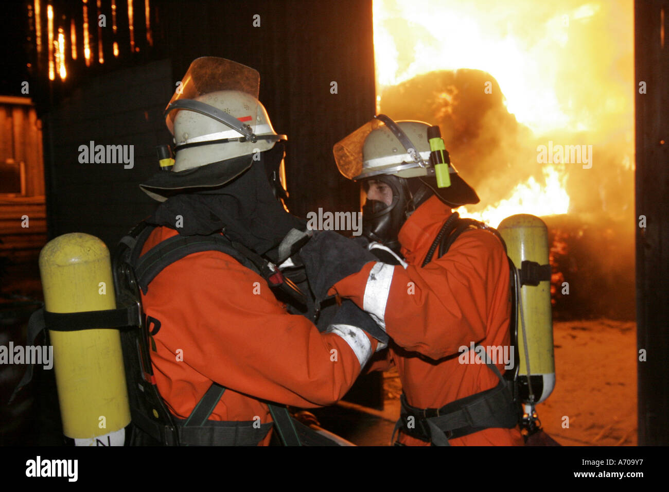 Conflagration hi-res stock photography and images - Alamy