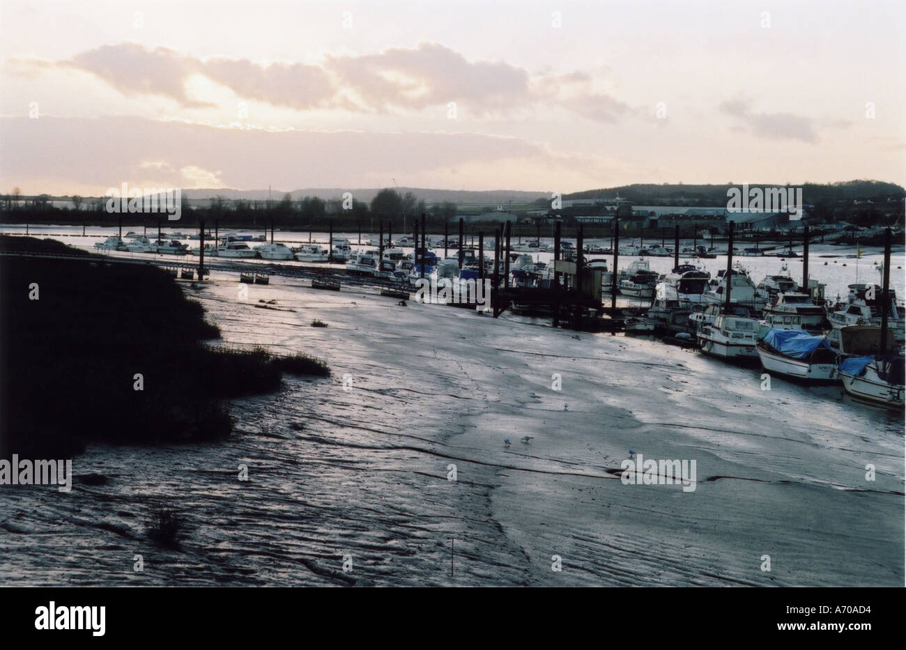 River medway rochester hi-res stock photography and images - Alamy