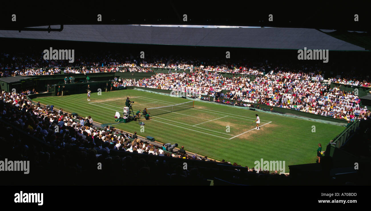 Wimbledon tennis crowd court hi-res stock photography and images - Alamy