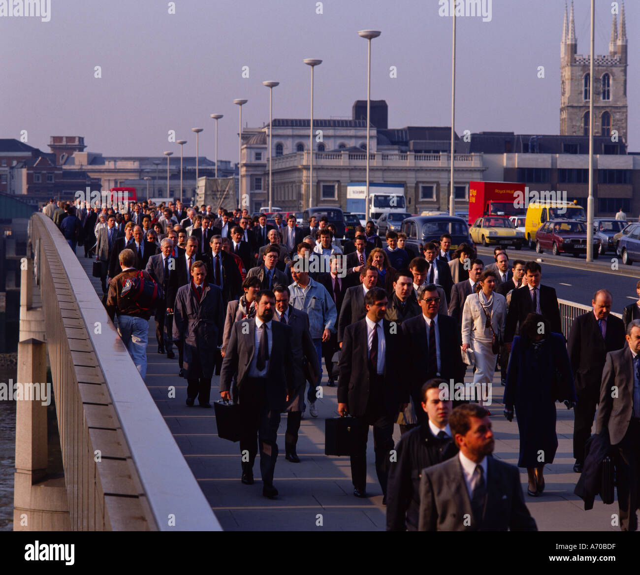 Commuters london bridge hi-res stock photography and images - Alamy