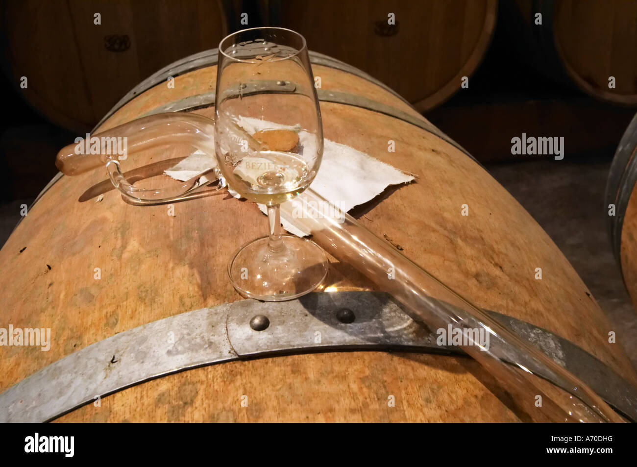 Wine tasting pipette hi-res stock photography and images - Alamy