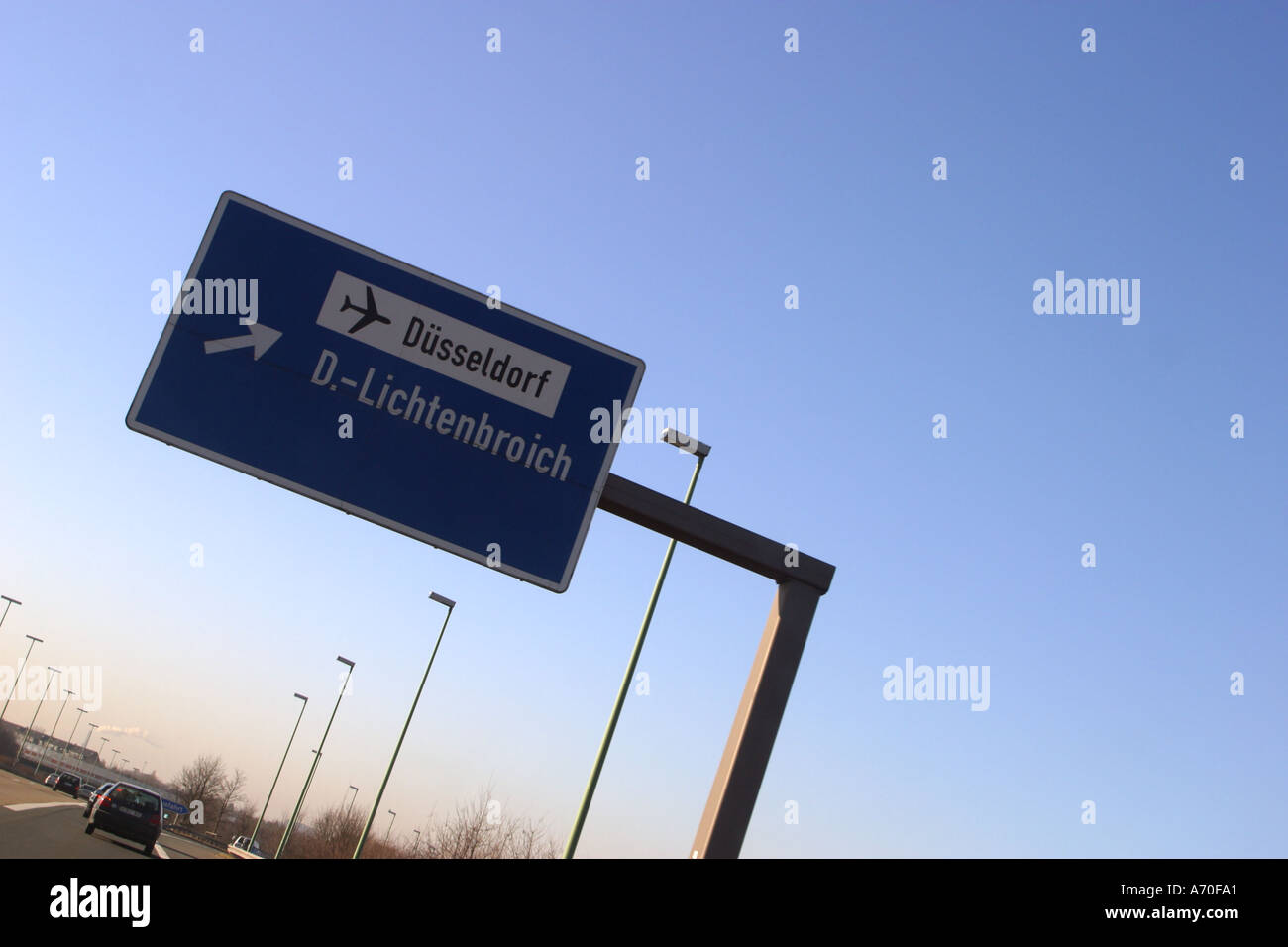 Dusseldorf Airport turn off sign on Autobahn Stock Photo - Alamy