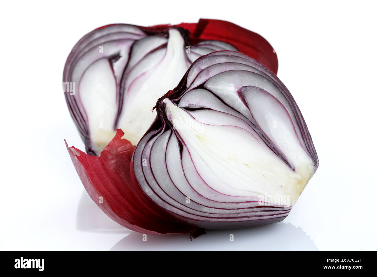 Cut open red onion Stock Photo - Alamy