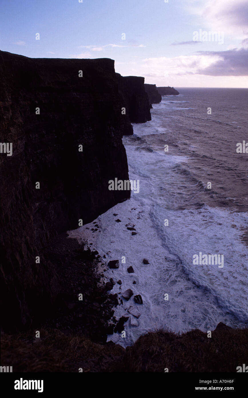 The burren near doolin hi-res stock photography and images - Alamy