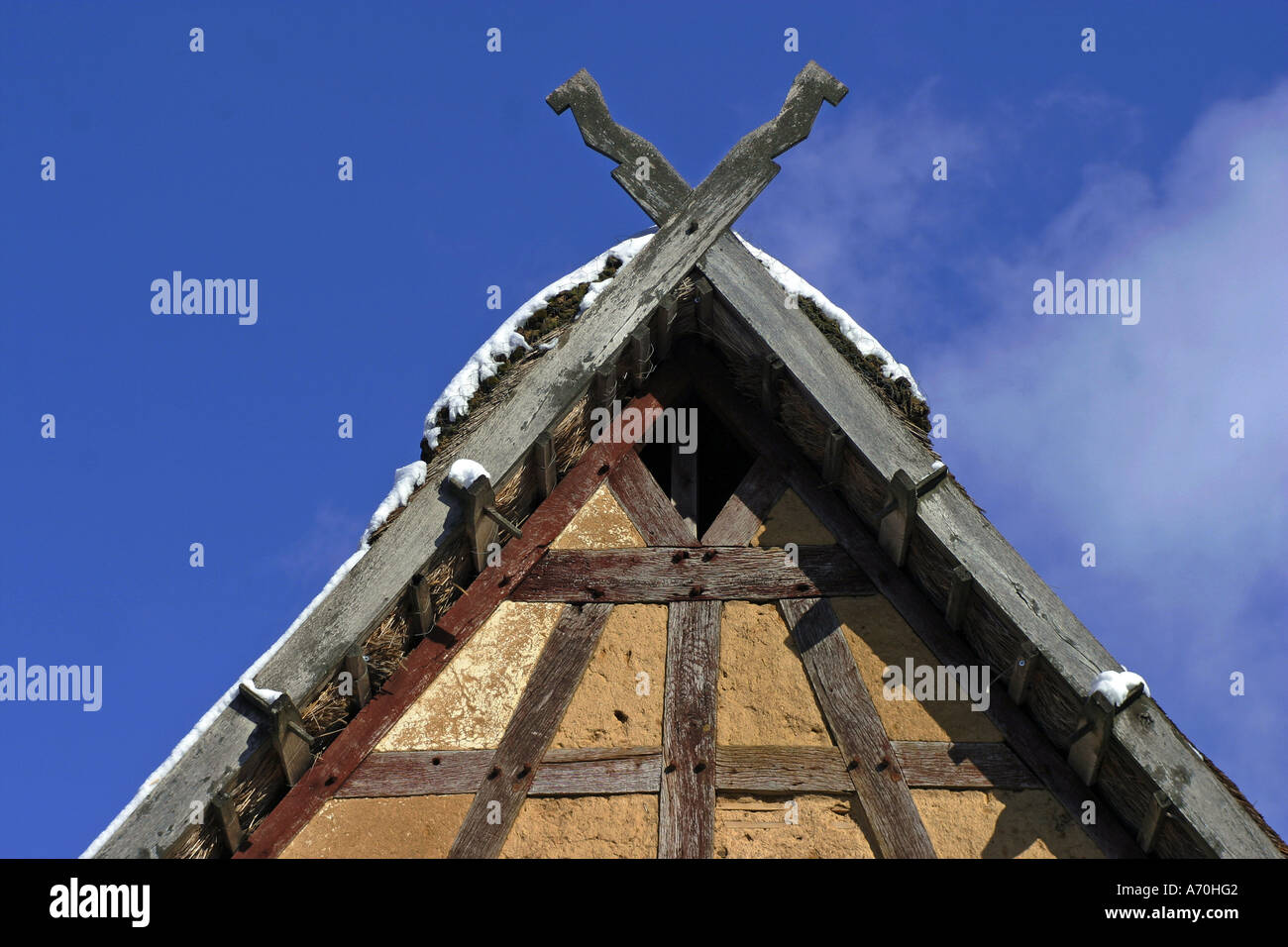 Framework gable hi-res stock photography and images - Alamy