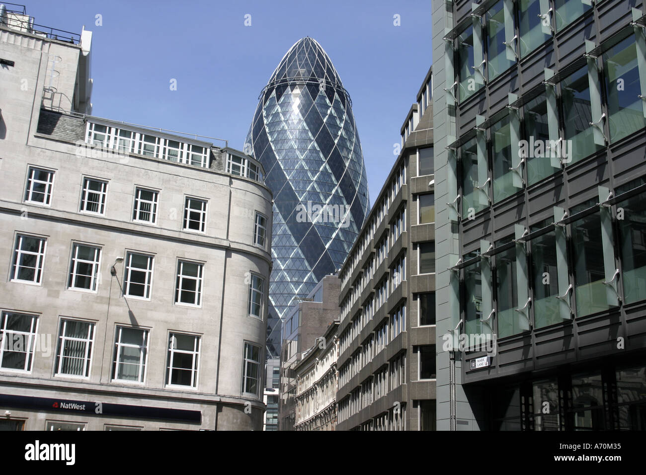 the gherkin building city of london uk 2005 Stock Photo - Alamy
