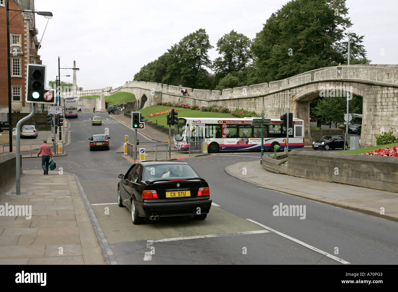 York stadtmauer hi-res stock photography and images - Alamy