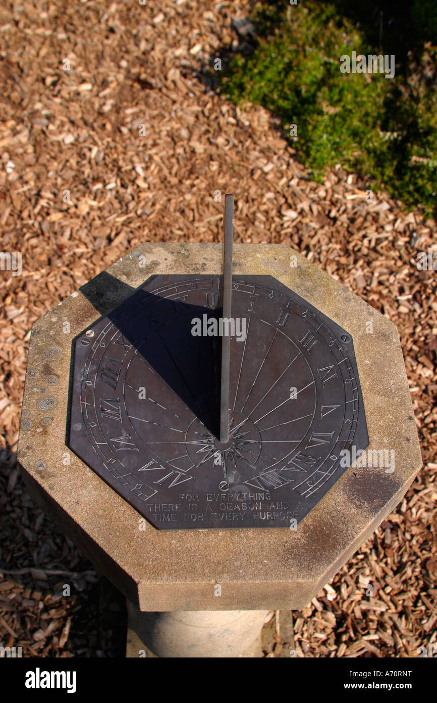 Gnomon hi-res stock photography and images - Alamy