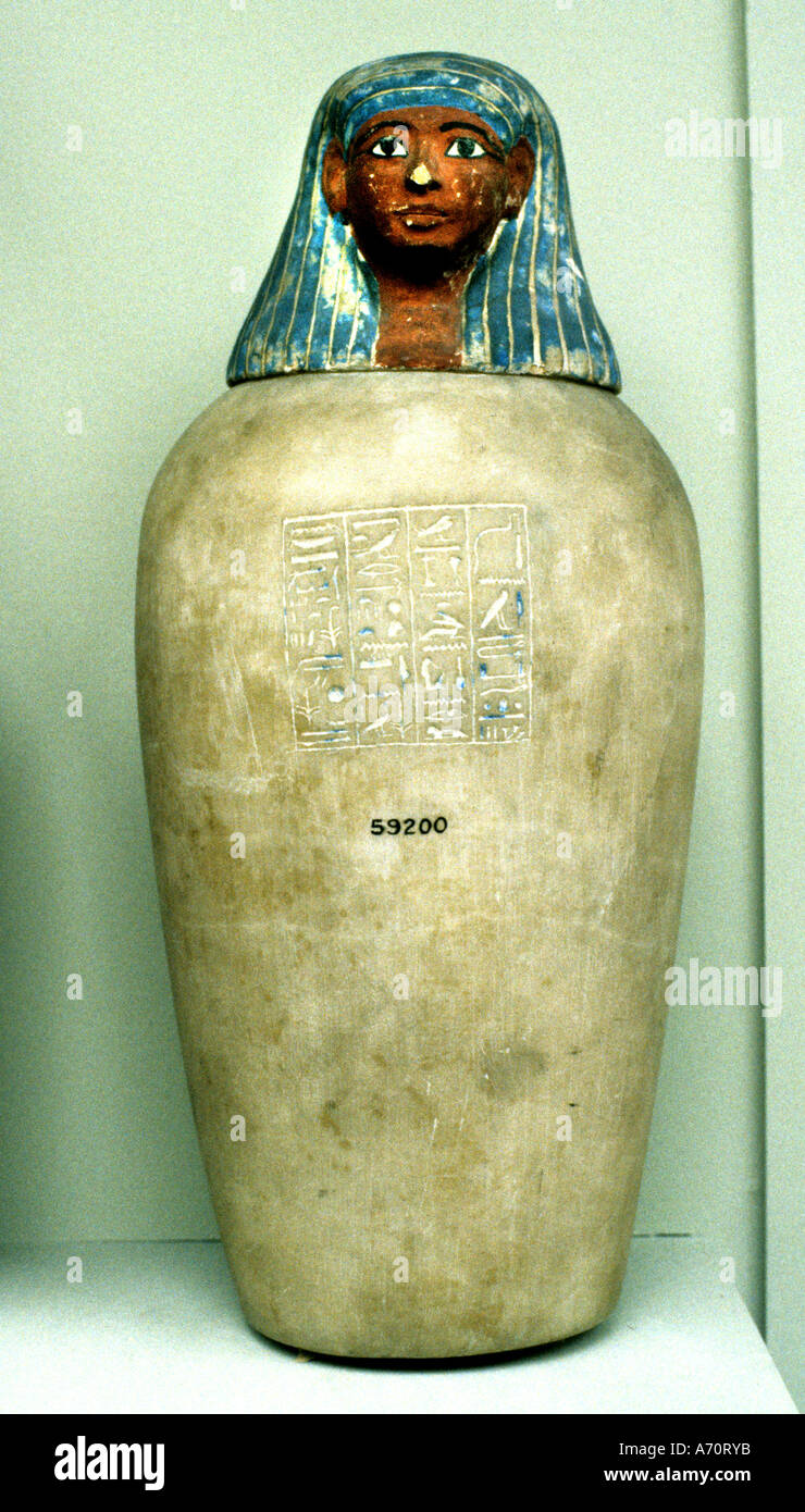 Egyptian pharaoh egyptian museum hi-res stock photography and images ...