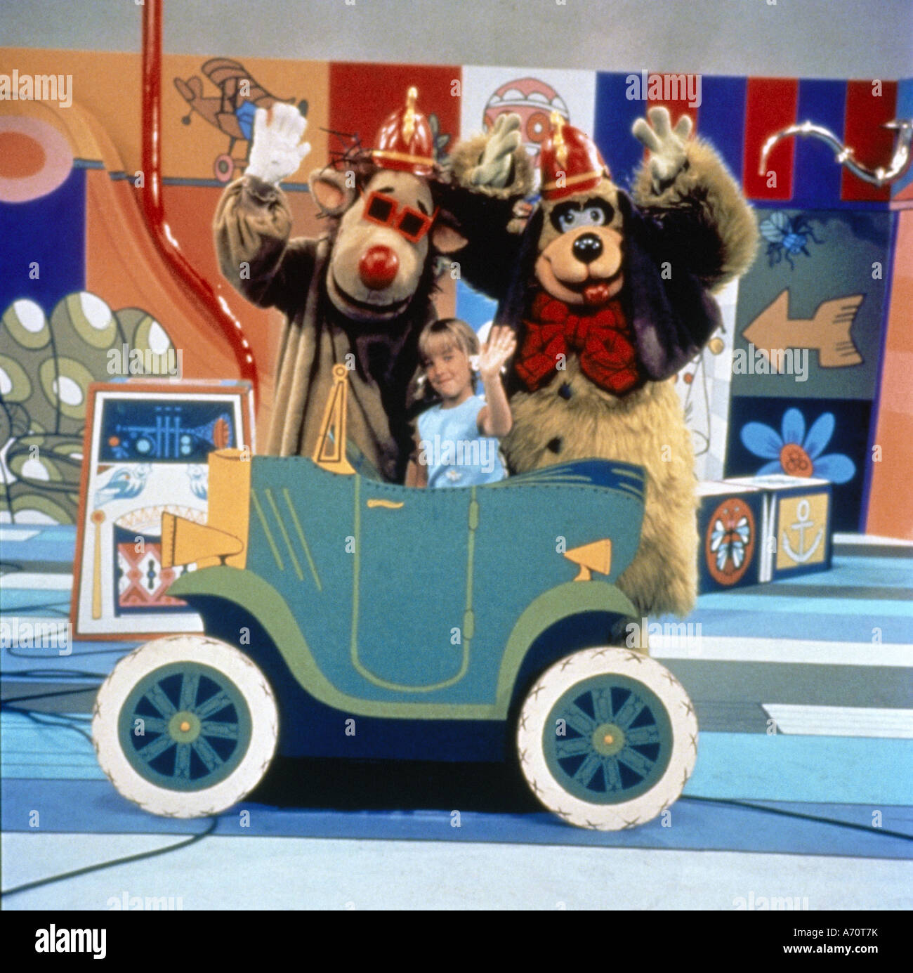 Banana Splits Us Tv Series 1968 To 1970 With Drooper At Left And