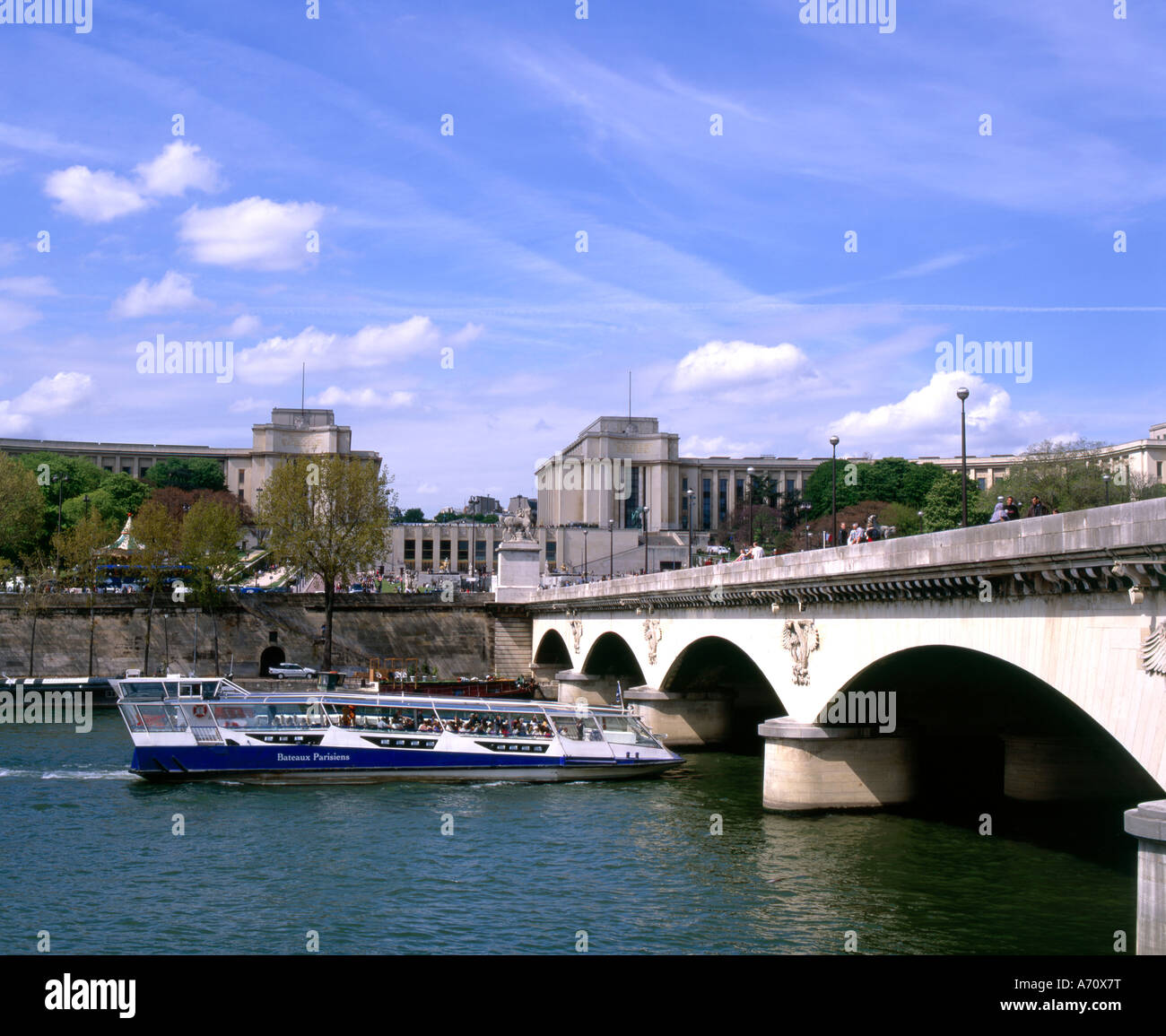 Palais d iena hi-res stock photography and images - Alamy