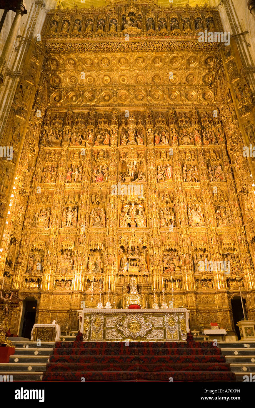 Altar mayor seville cathedral hi-res stock photography and images - Alamy