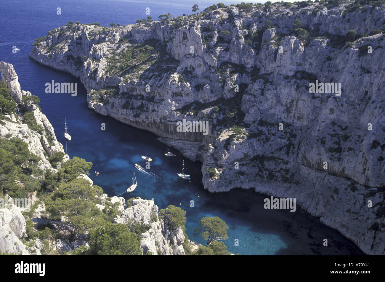 Europe, France, Provence, Calanques. Limestone cliffs Stock Photo - Alamy