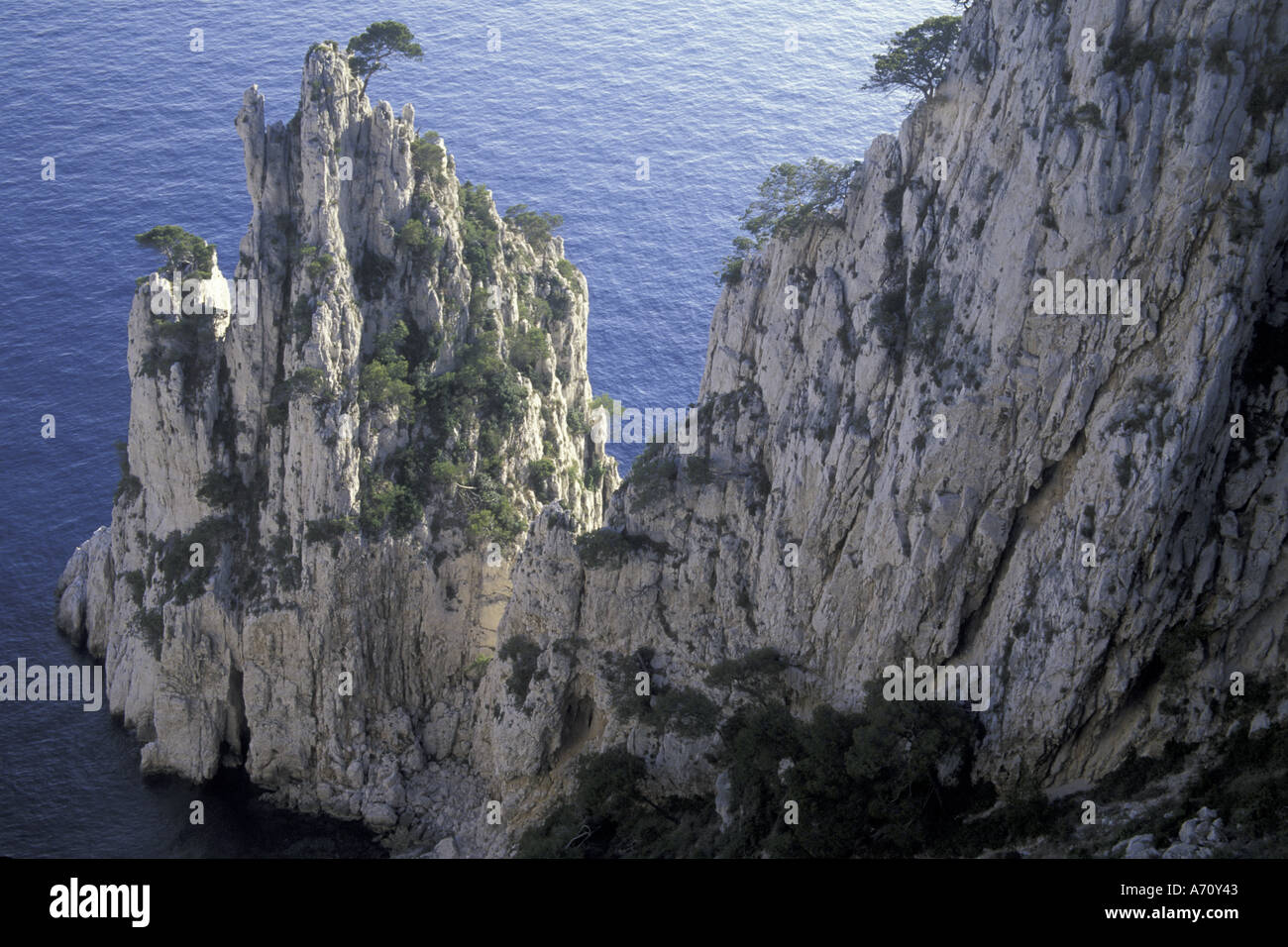Europe, France, Provence, Calanques. Limestone cliffs Stock Photo - Alamy