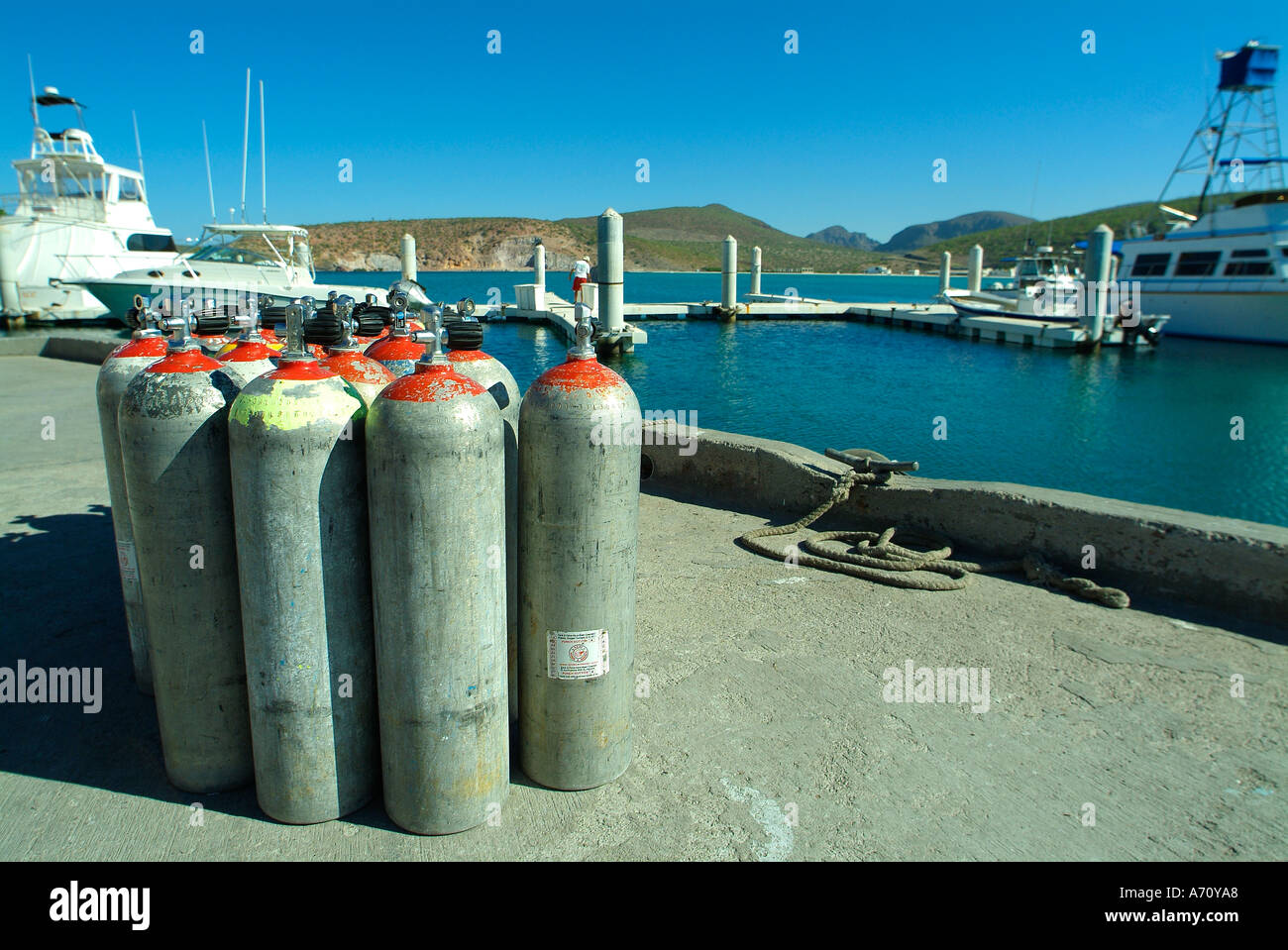 Filling water tanks hi-res stock photography and images - Alamy
