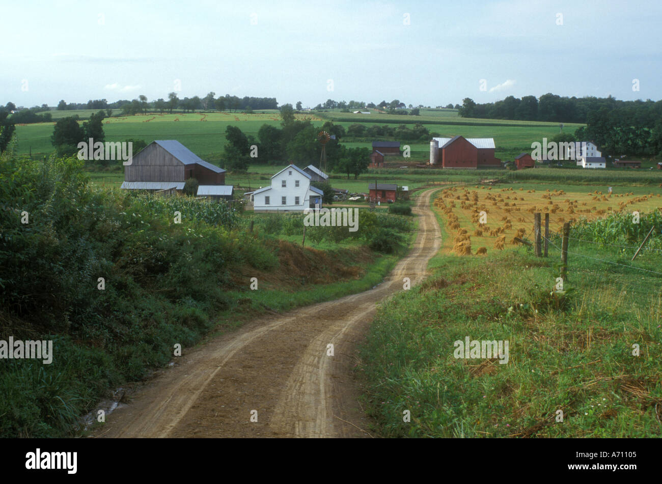 Harvested wheat field in ohio hi-res stock photography and images - Alamy