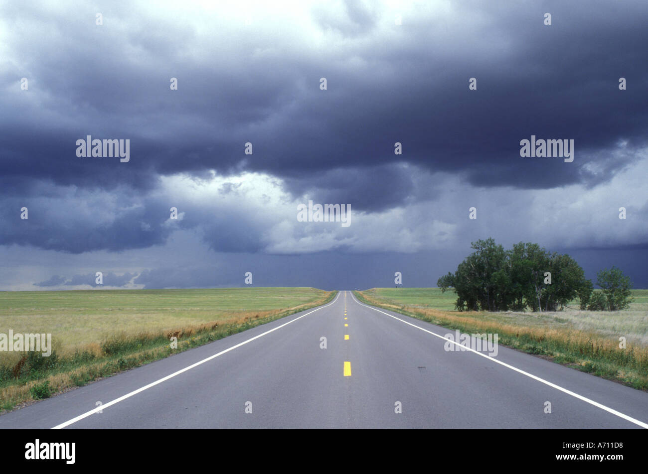 Nebraska american interstate highway road hi-res stock photography and ...