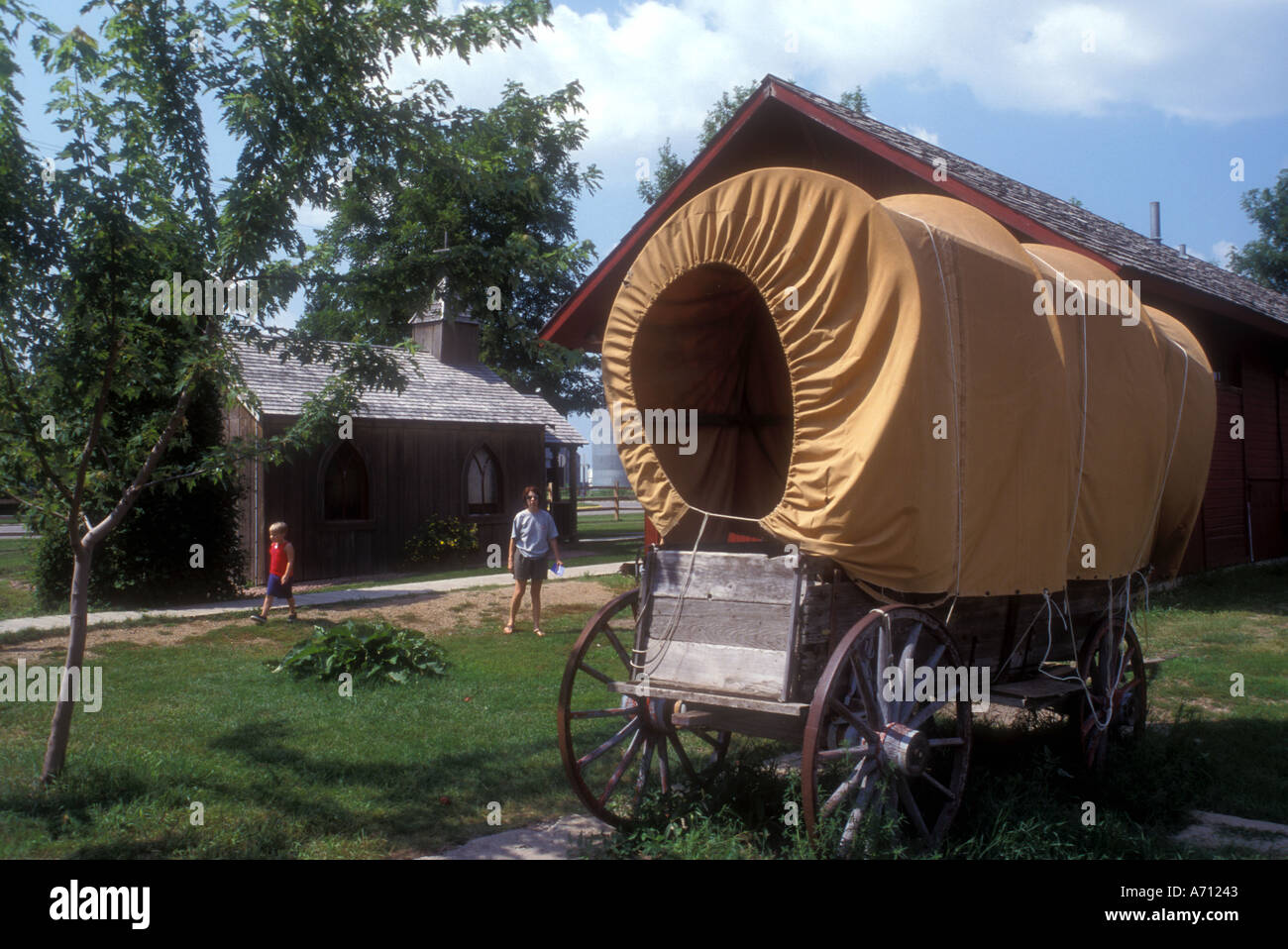 Walnut prairie hi-res stock photography and images - Alamy