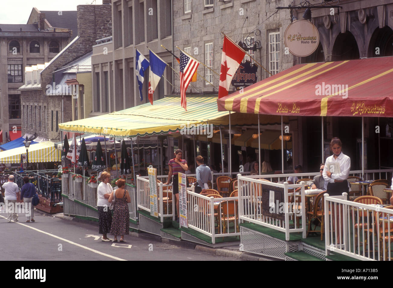 Restaurant waitress montreal hi-res stock photography and images - Alamy