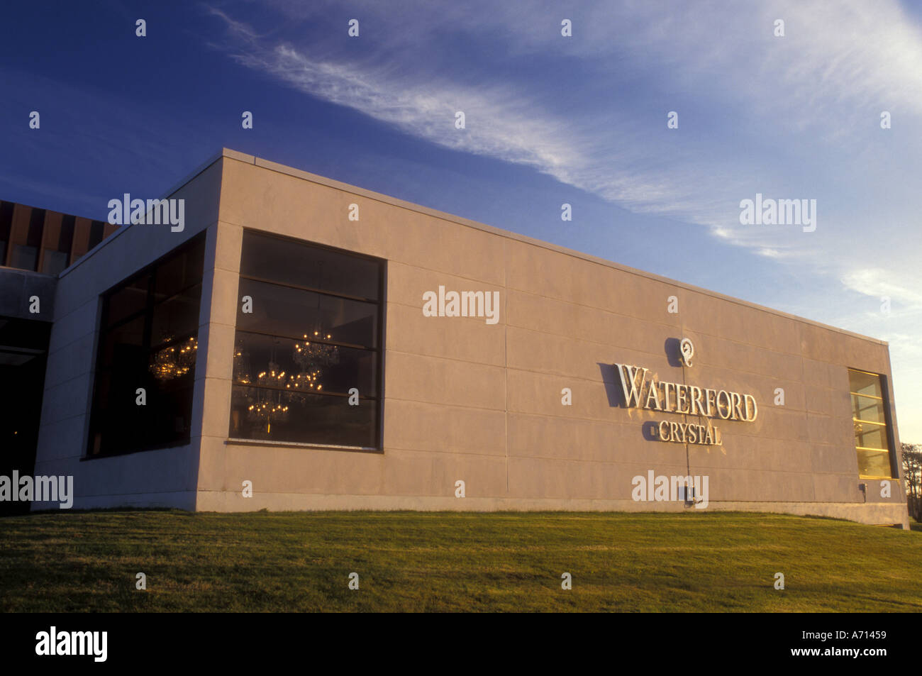 Waterford crystal factory hi-res stock photography and images - Alamy