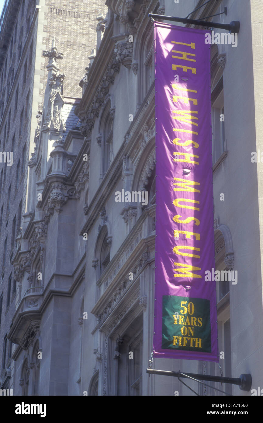 The jewish museum exterior in new york hi-res stock photography and ...