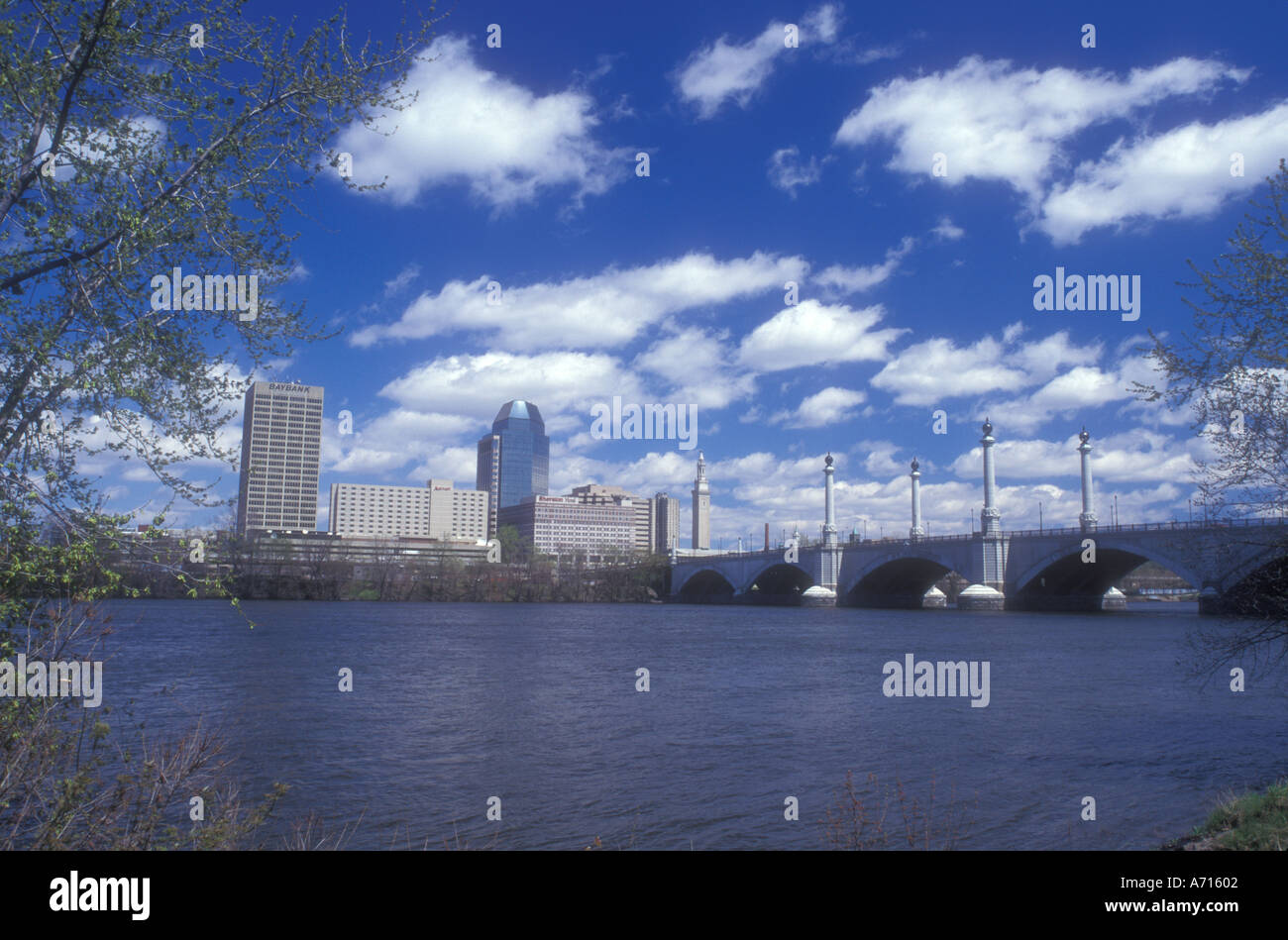 Springfield massachusetts scenic hi-res stock photography and images ...