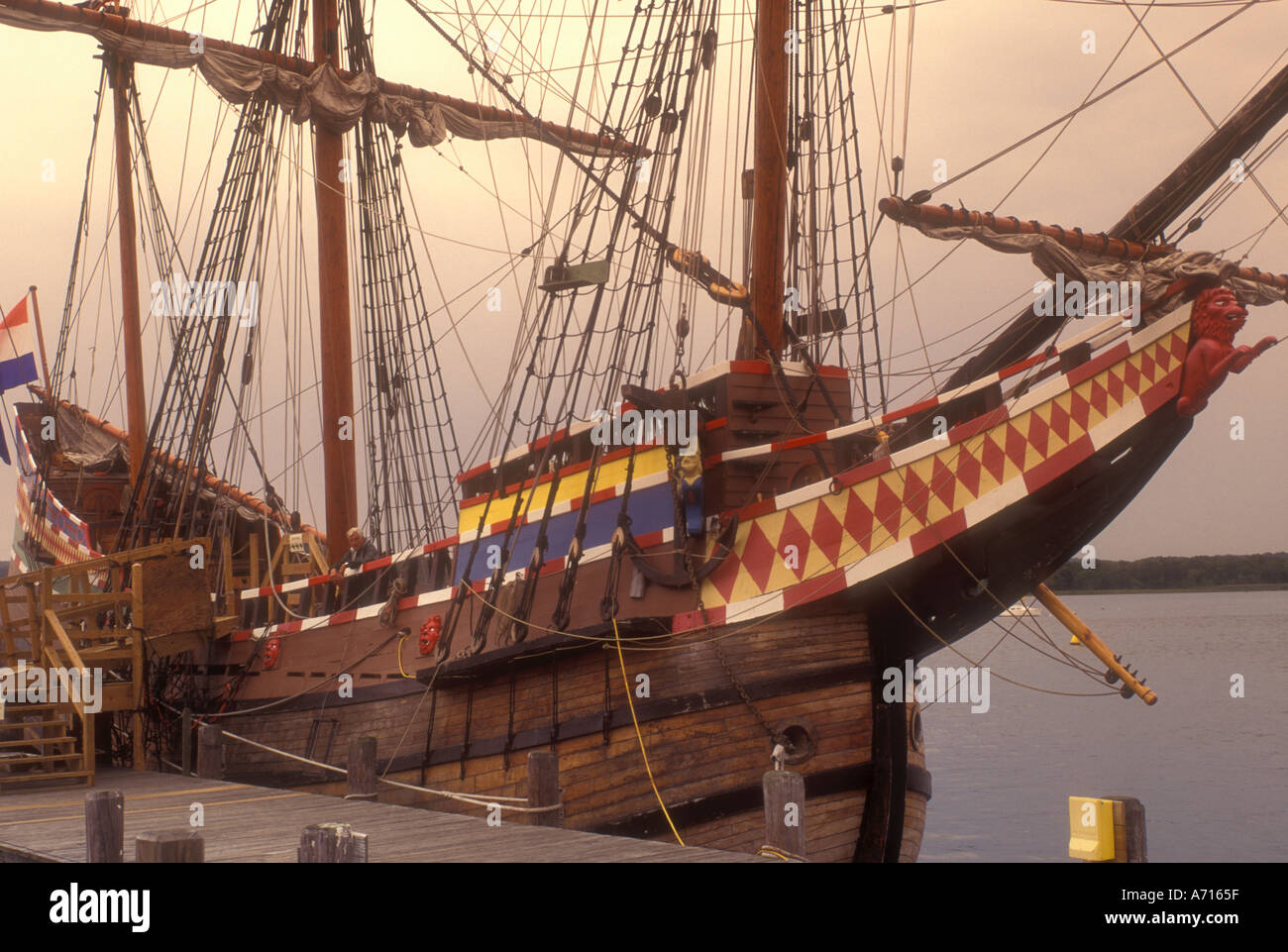 Essex connecticut river boat hi-res stock photography and images - Alamy