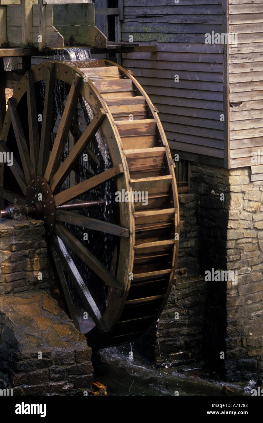 Stone mountain grist mill hi-res stock photography and images - Alamy