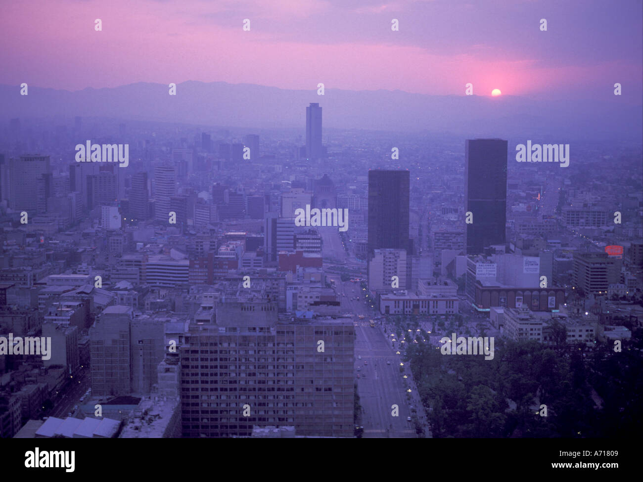 Aerial view mexico city smog hi-res stock photography and images - Alamy