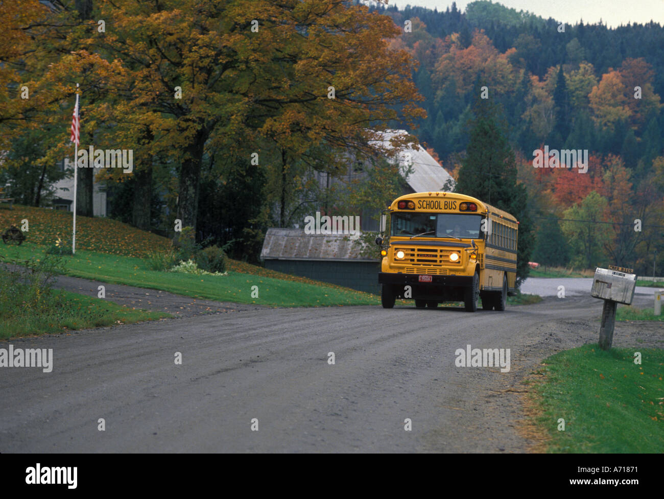 Schoolbus usa rural hi-res stock photography and images - Alamy