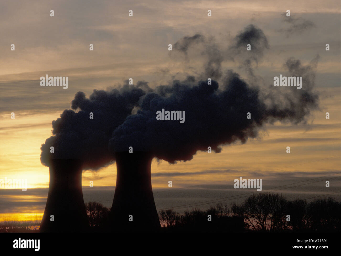 Limerick power plant hi-res stock photography and images - Alamy