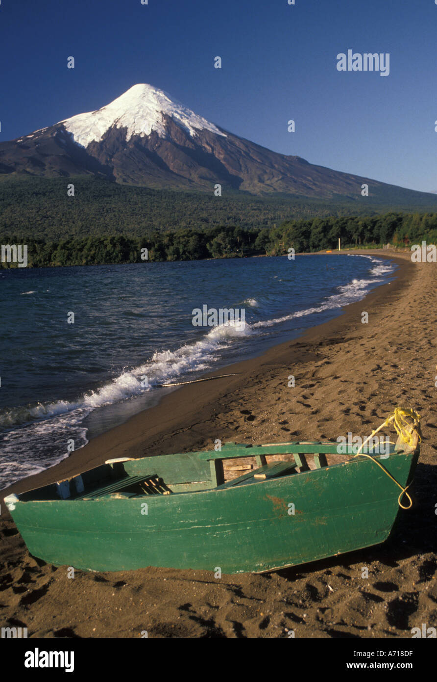 Lago jenny hi-res stock photography and images - Alamy