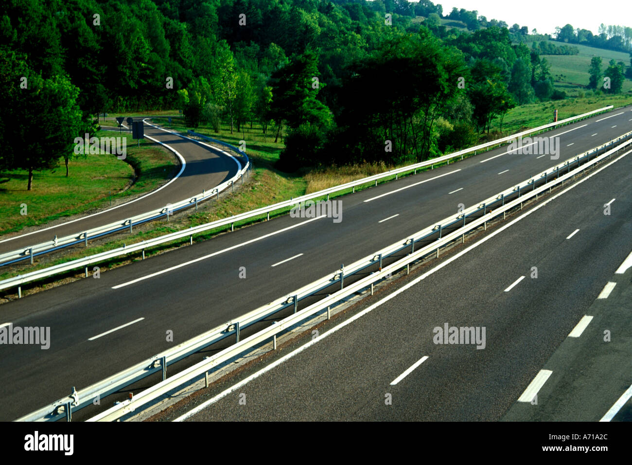 Empty freeway france hi-res stock photography and images - Alamy