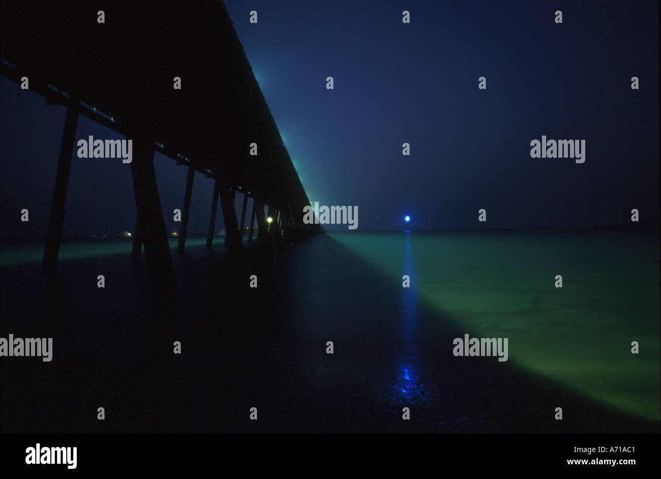 Broome port jetty australia hi-res stock photography and images - Alamy