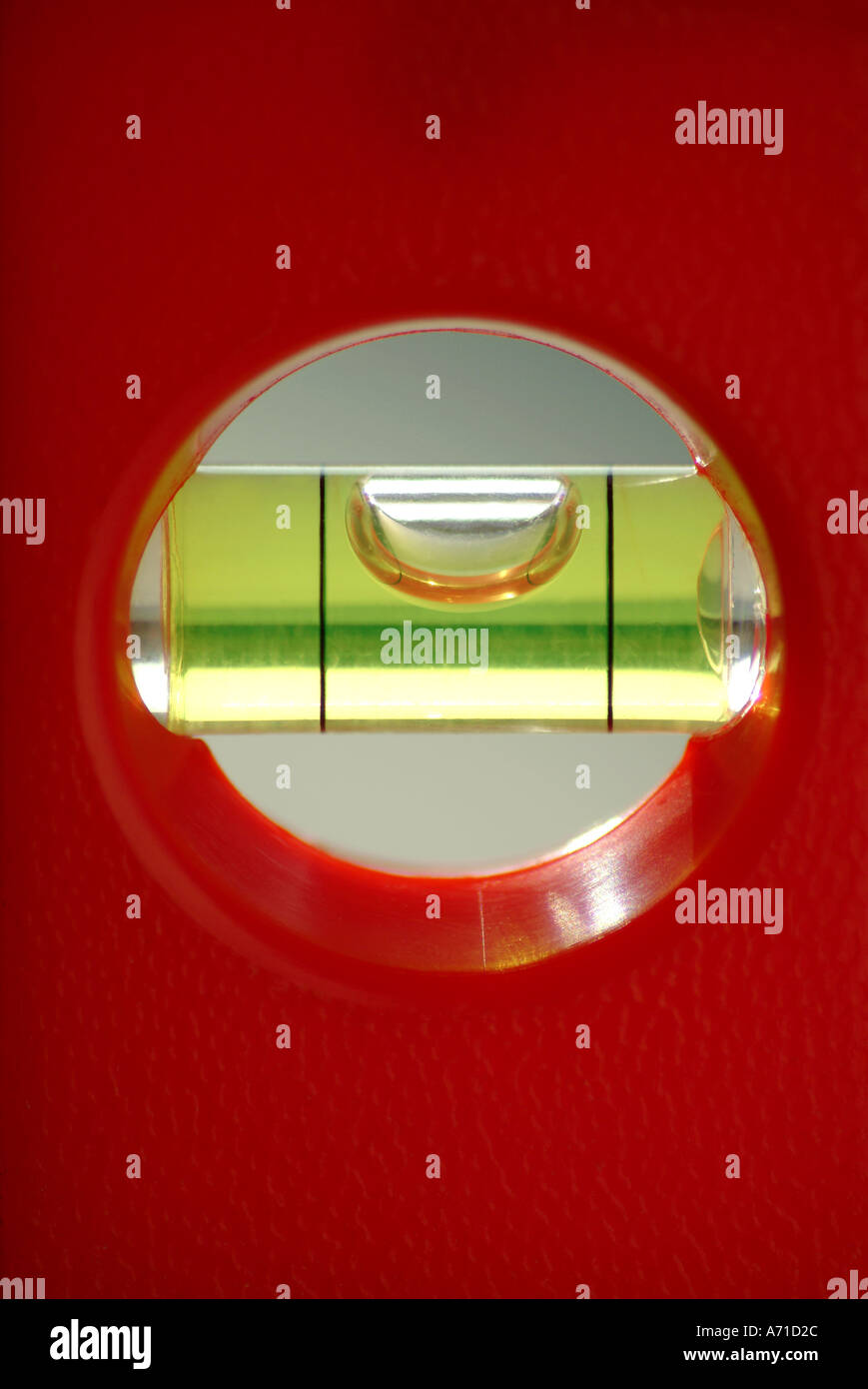 red spirit level bubble Stock Photo - Alamy