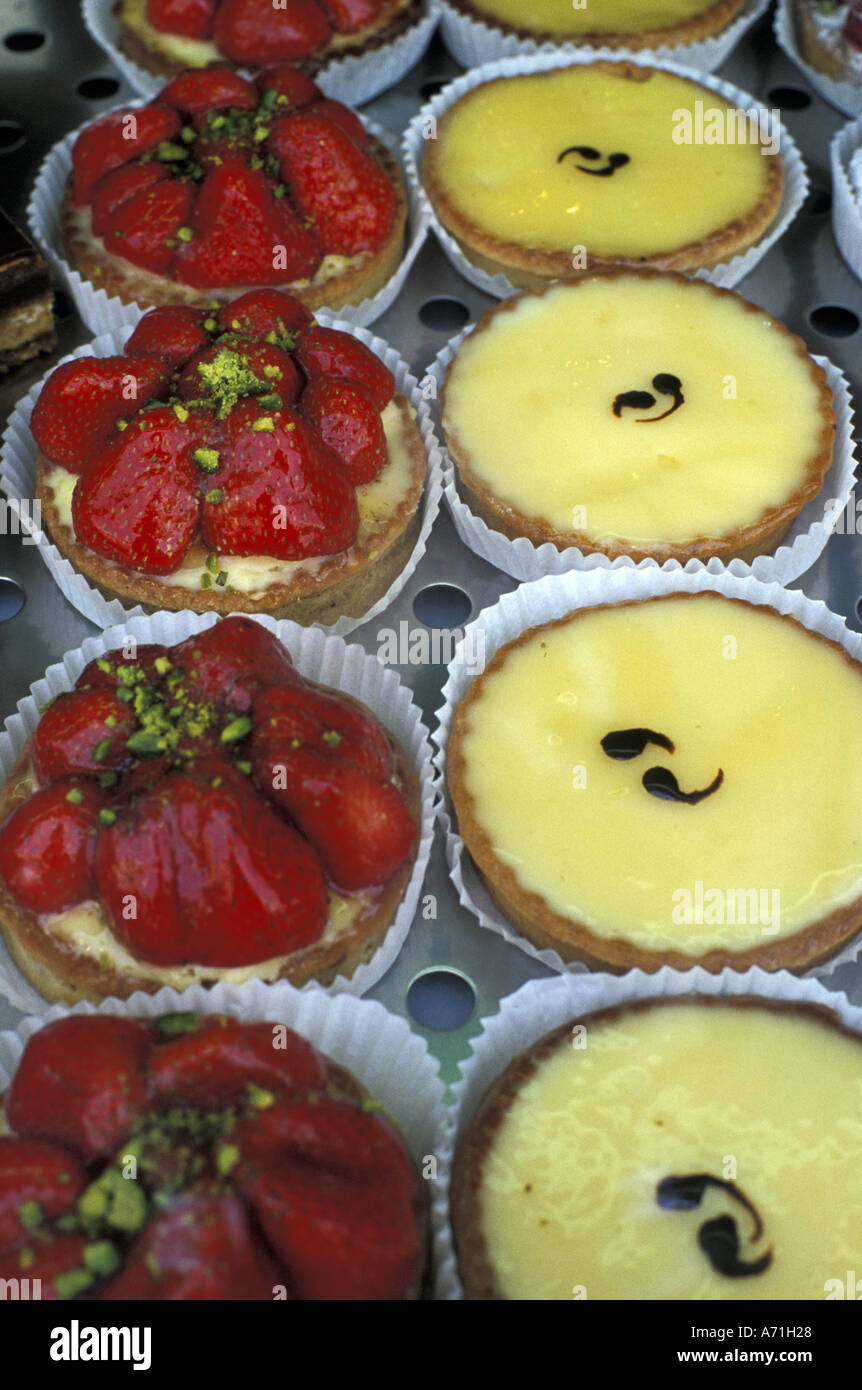 Europe, France, Paris. Pastries in a shop window Stock Photo - Alamy