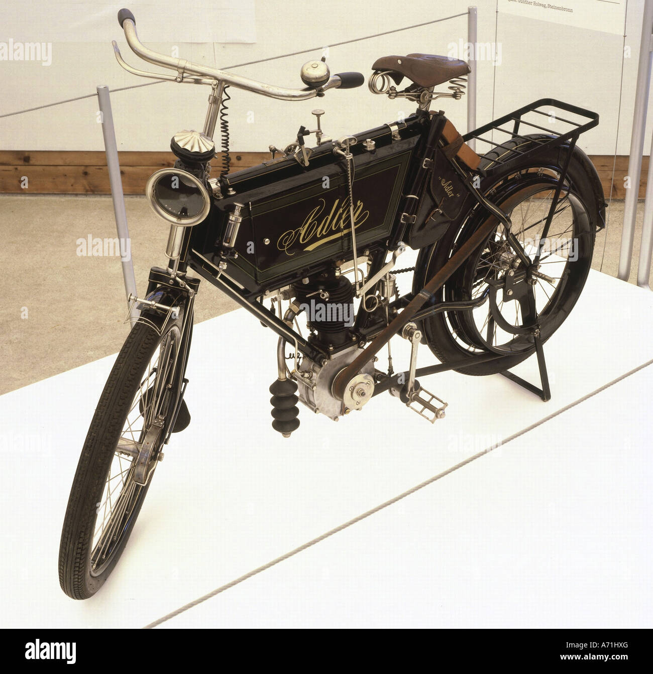 1900s motorcycle hi-res stock photography and images - Alamy