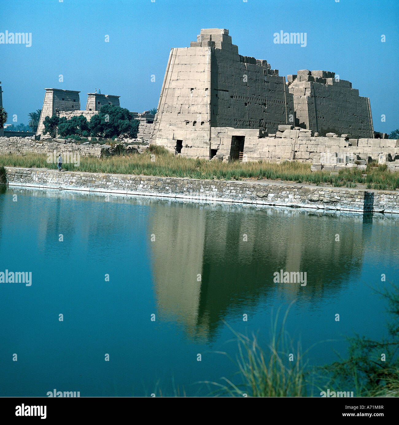 geography / travel, Egypt, Karnak, temple of Amun-Ra, holy lake, 8th ...