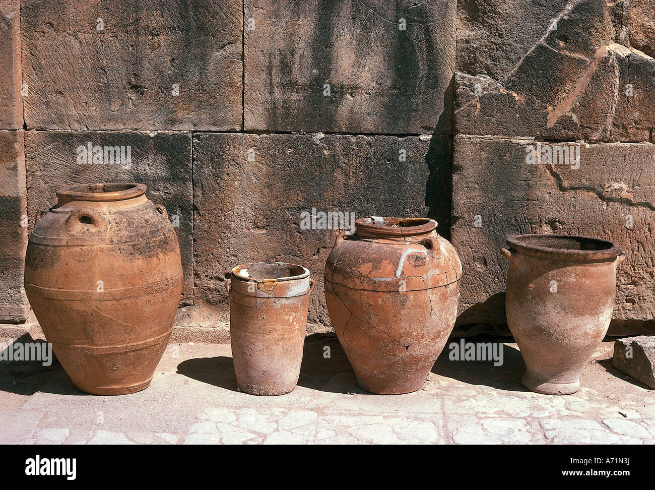 14th century bc hi-res stock photography and images - Alamy