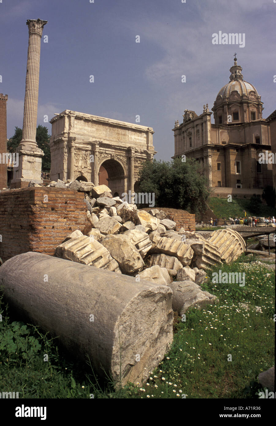 Italy, Rome. The Roman Forum. Arch of Septimius Severus Stock Photo - Alamy