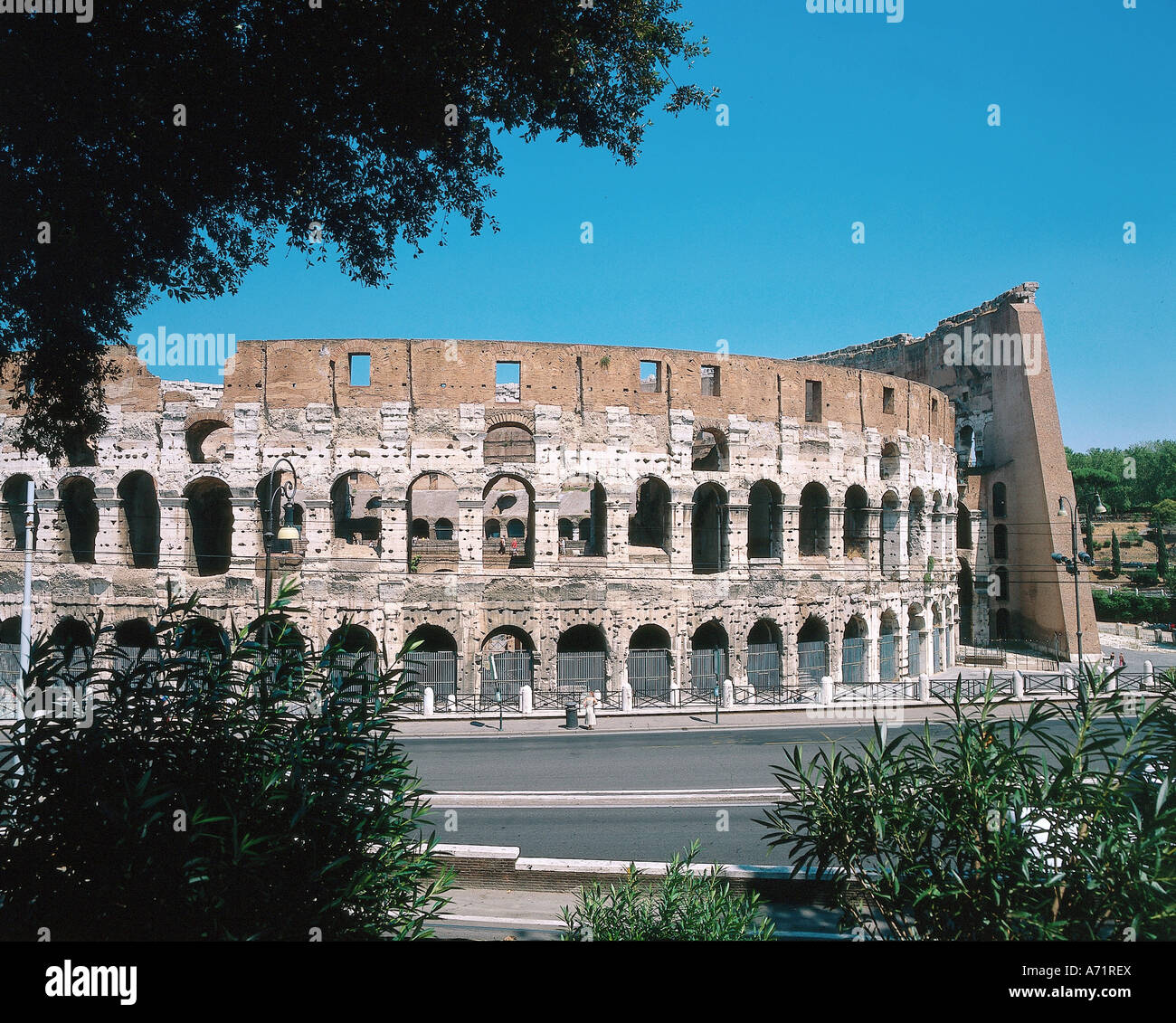 Colosseum amphitheatrum flavium 79 ad built by emperor vespasian hi-res ...