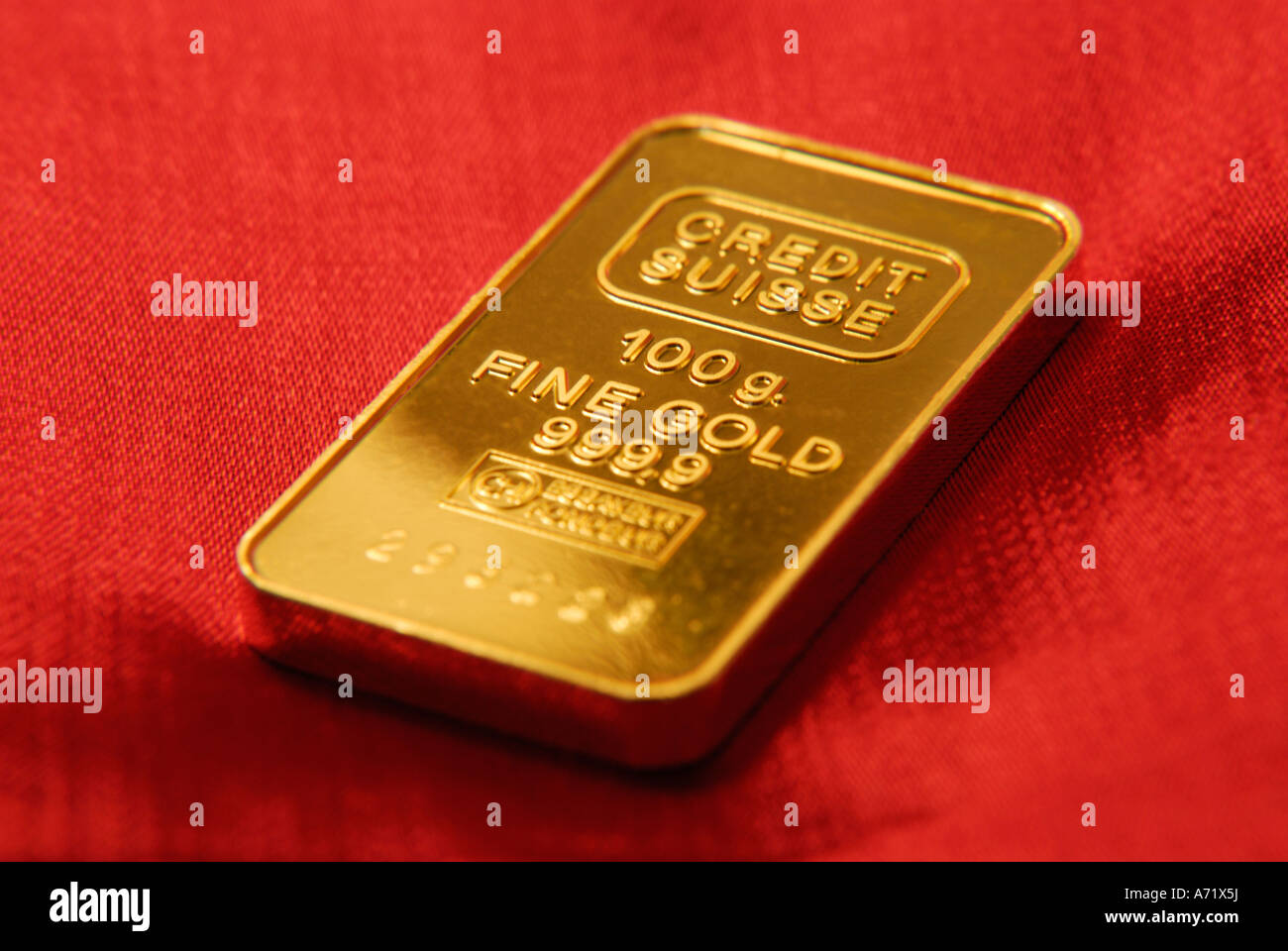 Carat gold colours hi-res stock photography and images - Alamy