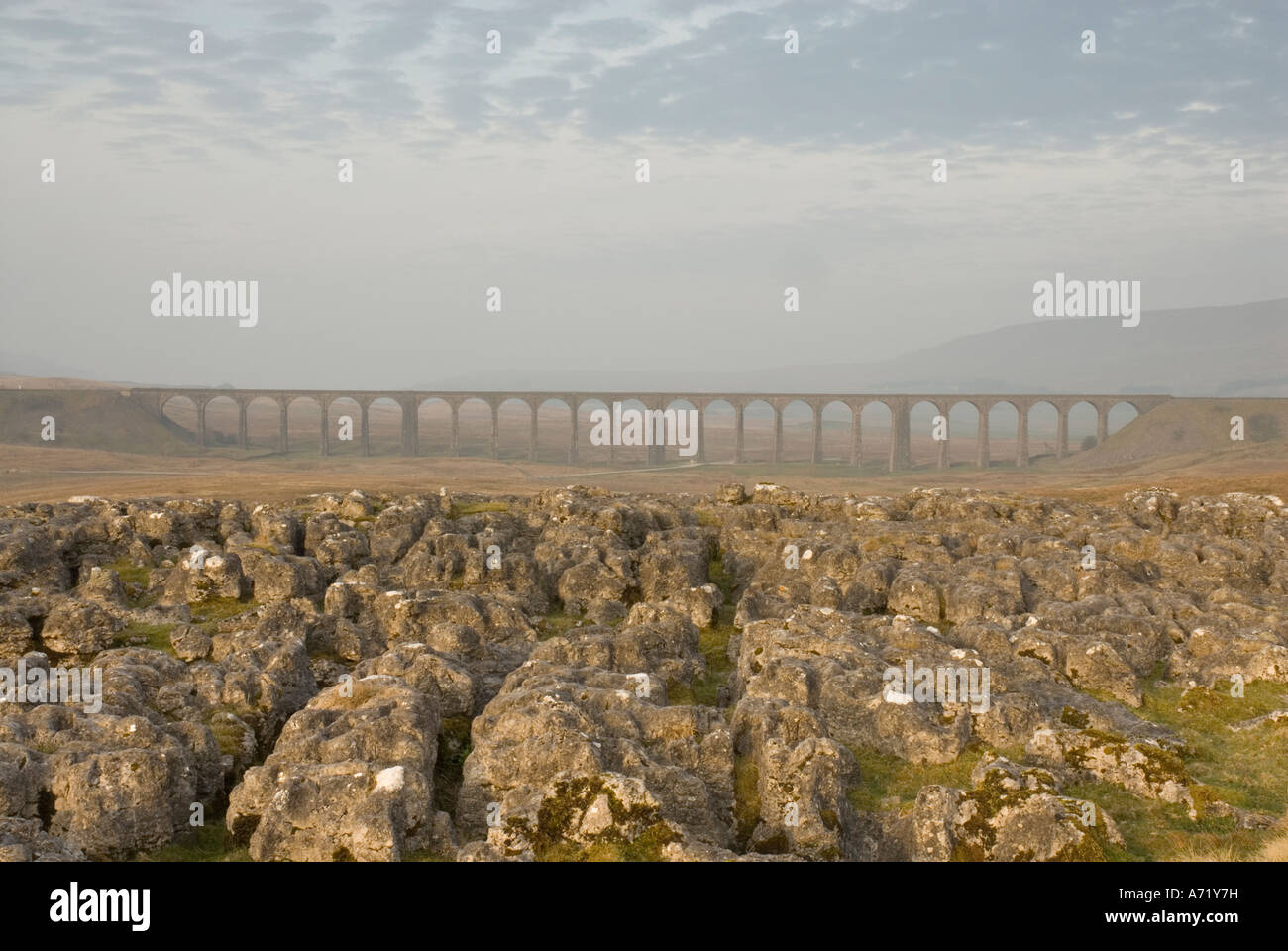 Ribblehead Viaduct and Limestone Rock formation Stock Photo - Alamy