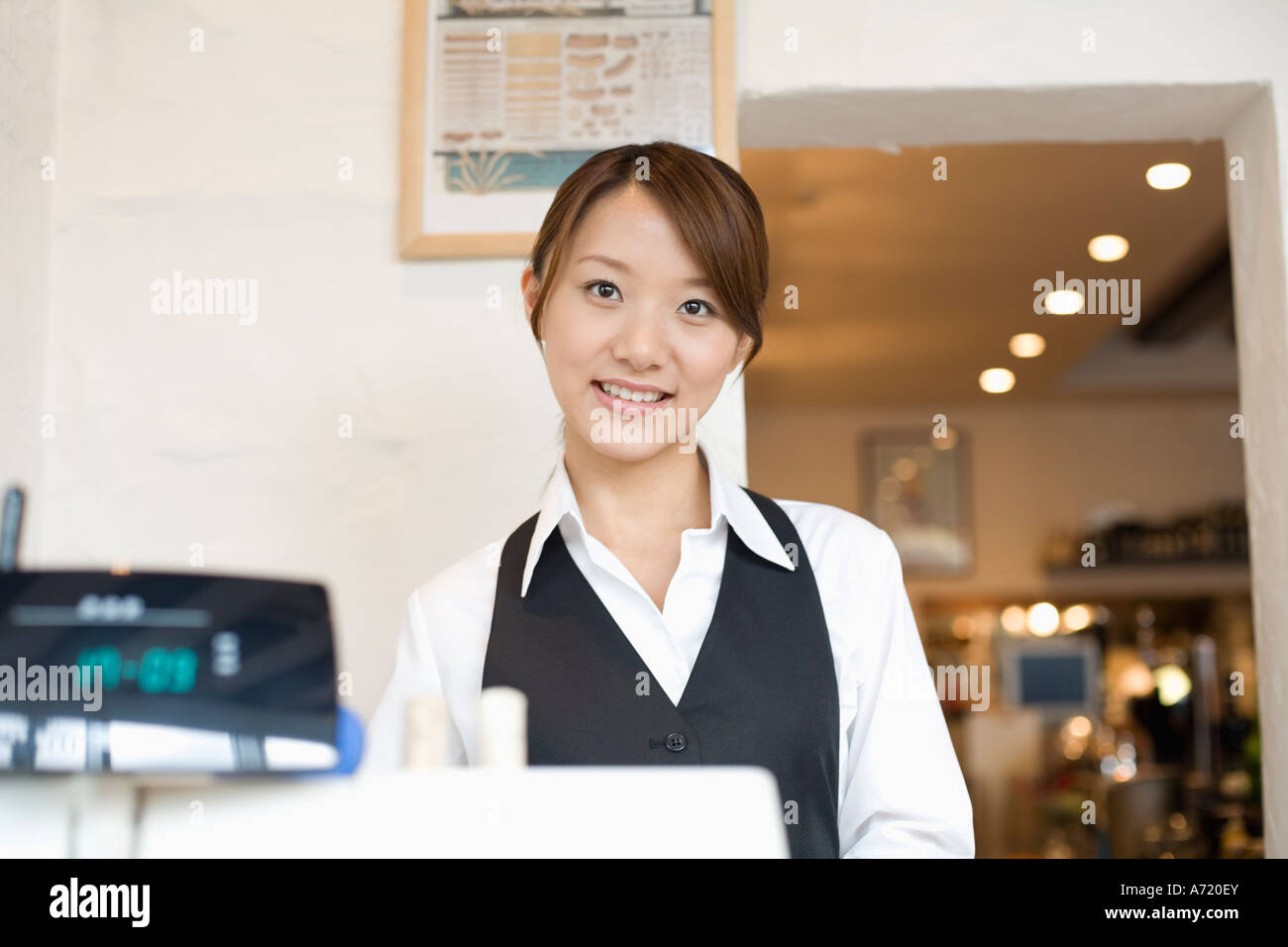 Restaurant cashier hi-res stock photography and images - Alamy
