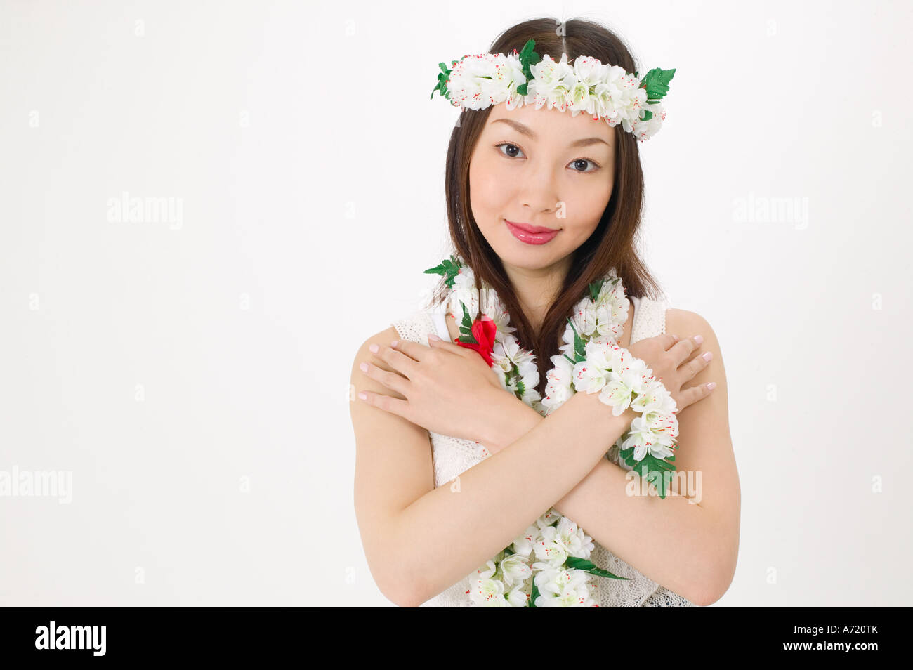Young woman dancing the hula Stock Photo - Alamy