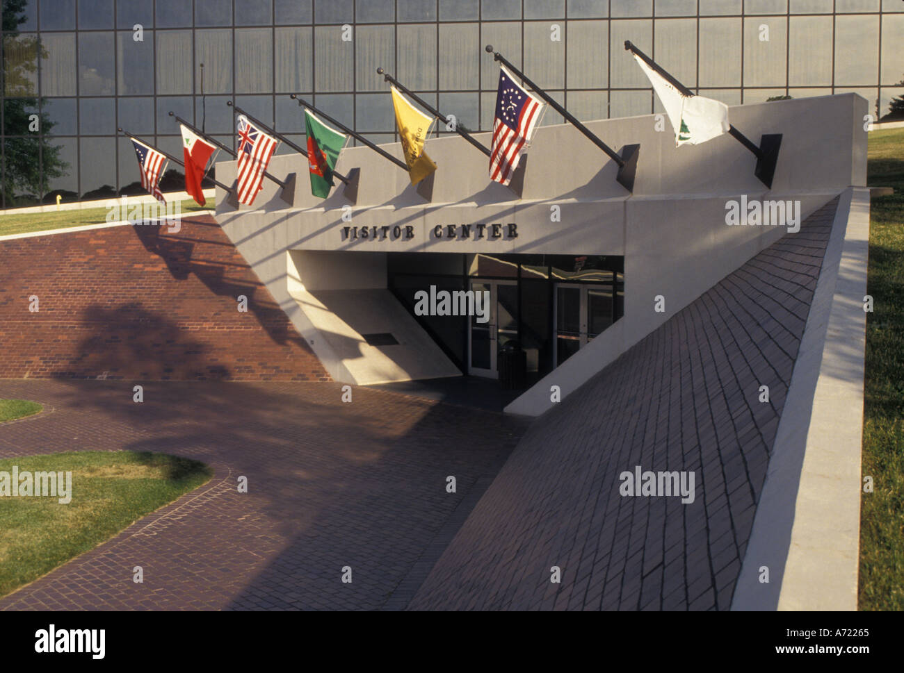 U s s valley forge hi-res stock photography and images - Alamy