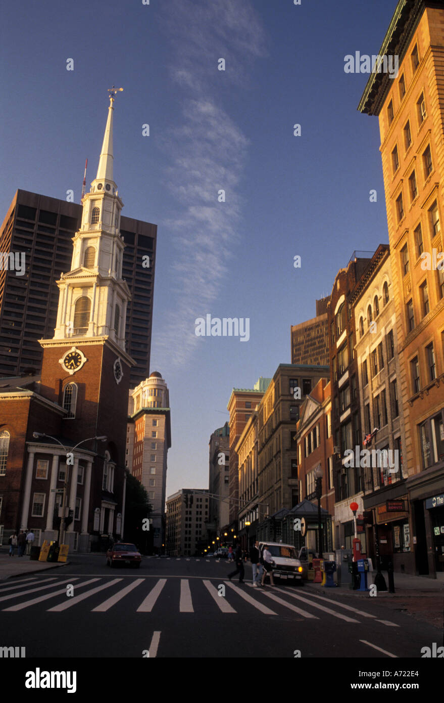 State street boston hi-res stock photography and images - Alamy