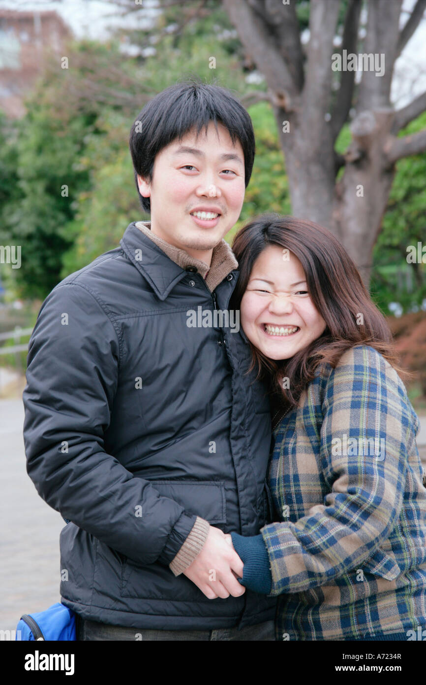 Portrait of young couple Stock Photo - Alamy