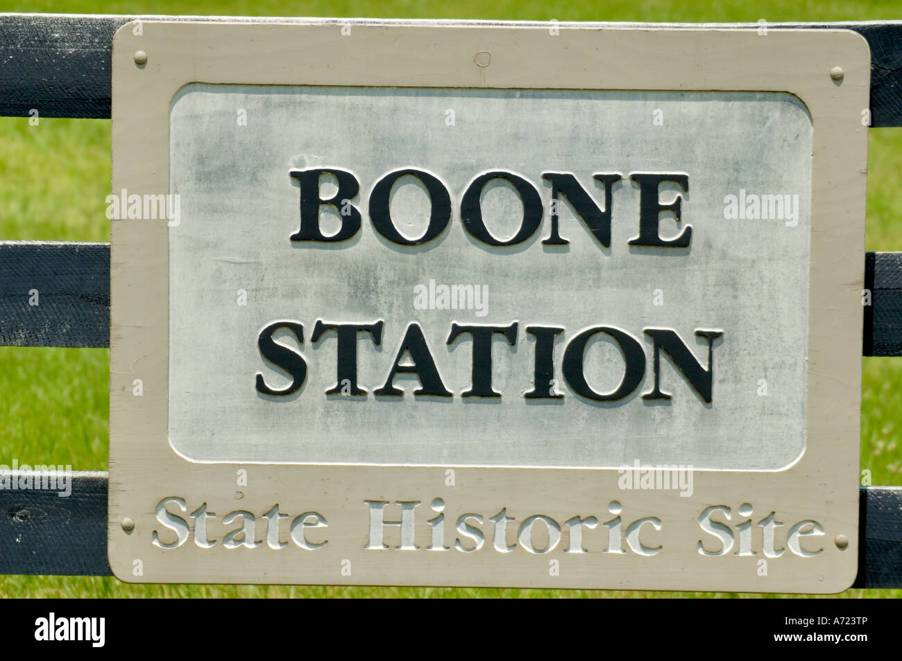 Kentucky road sign for Boone's Station home of Daniel Boone in Kentucky ...