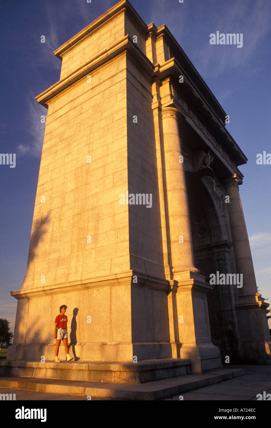 U s s valley forge hi-res stock photography and images - Alamy
